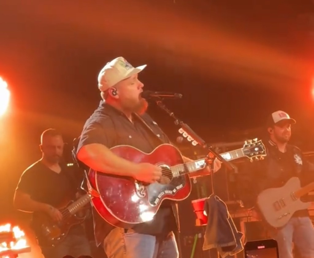 Luke Combs’ ‘Category 10’ Bar Is Officially Open in Downtown Nashville ...