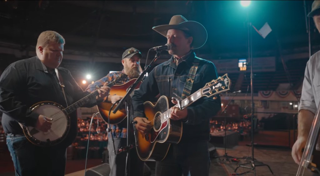 Turnpike Troubadours’ Evan Felker Did An Amazing Acoustic Cover Of ...